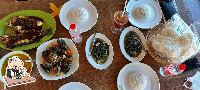 Saung Rindu Alam restaurant, Makassar - Restaurant reviews